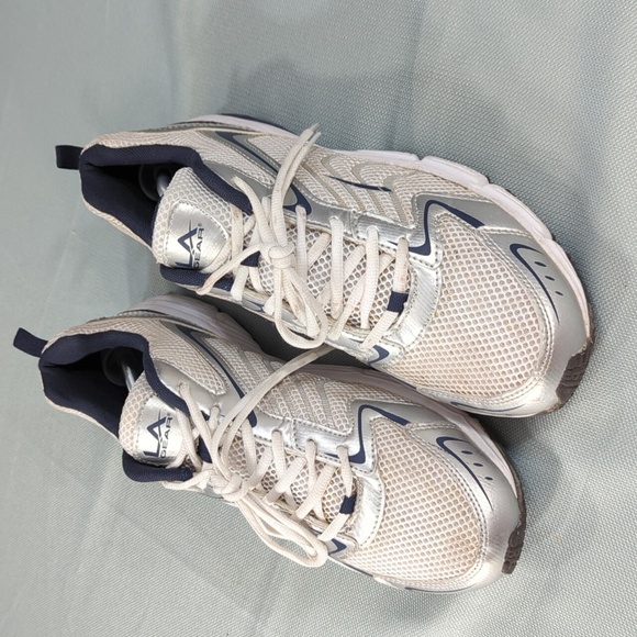 L.A. Gear | Shoes | Mens Vintage L A Gear Running Shoes Silverblue Size ...